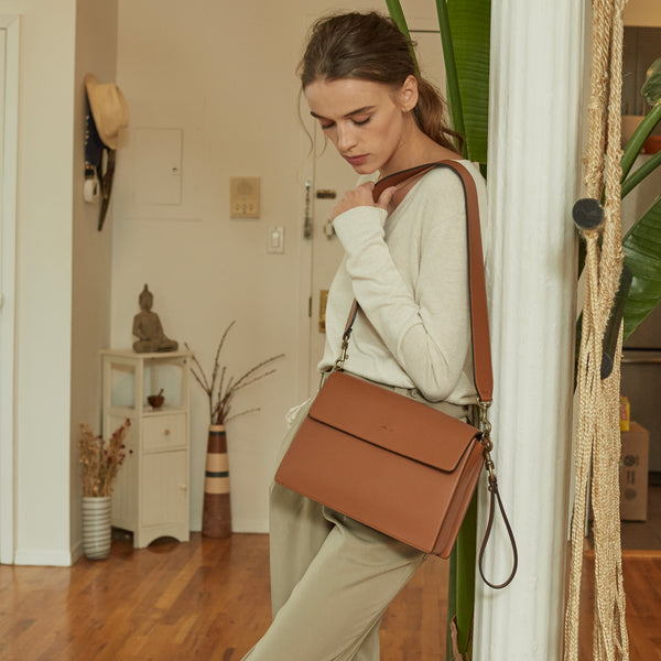 Hamilton Shoulder Bag - Brown [Sample Sale]